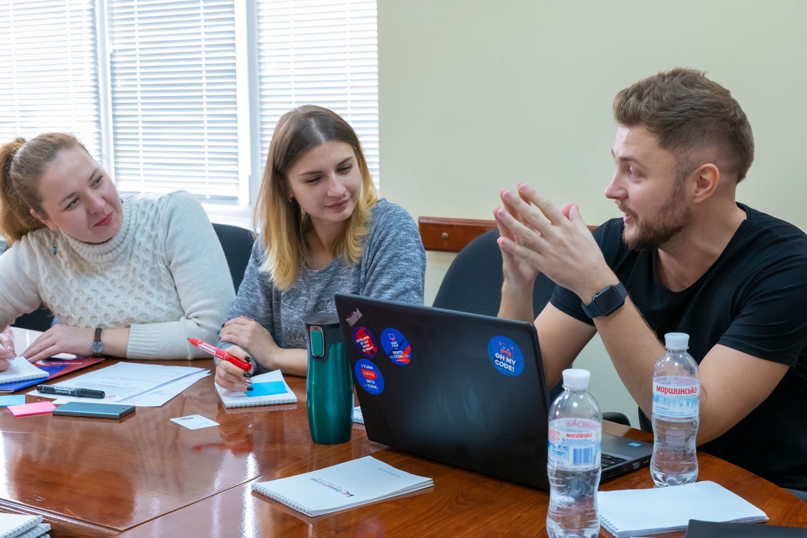 Software Development Case Studies - GeeksForLess